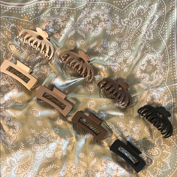 Accessories | Set Of Hair Claw Clips In Neutral Tones | Poshmark